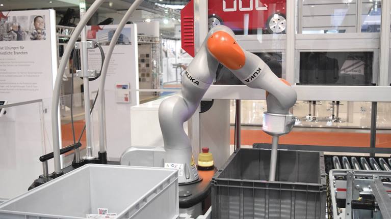 Blog Robot or Not - Swisslog